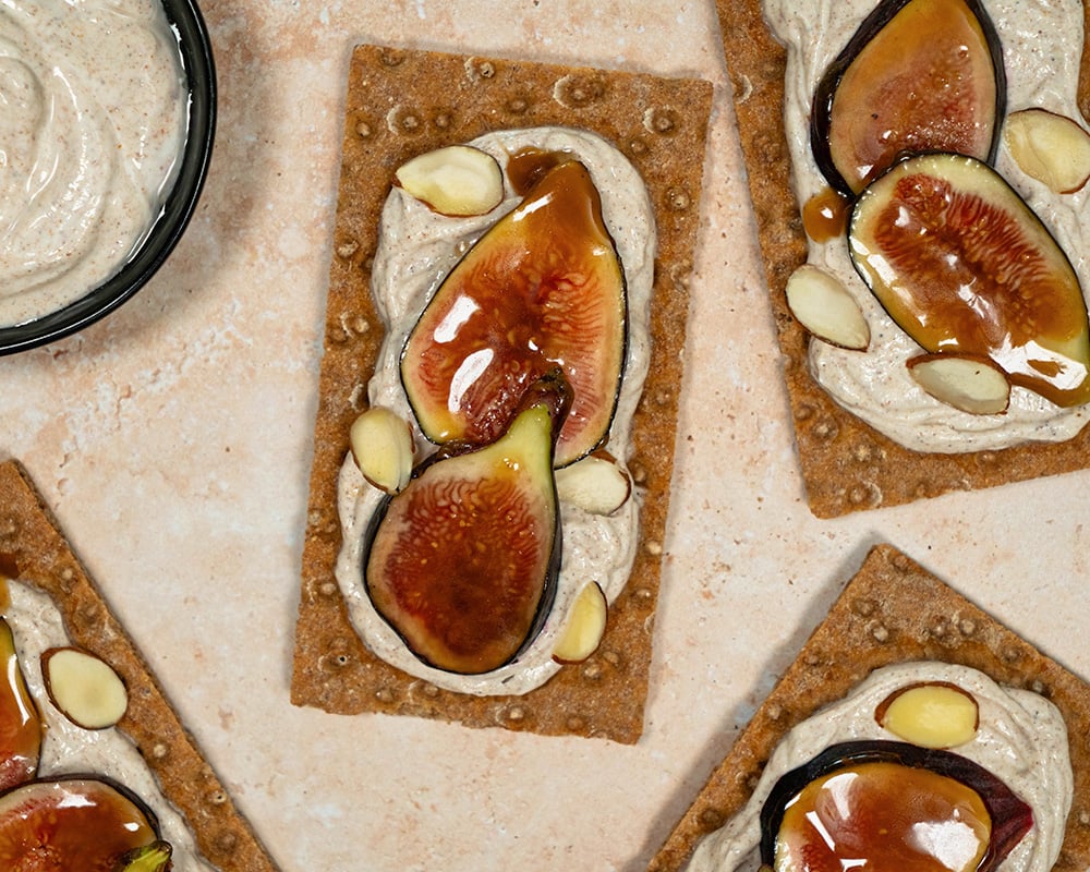 Chai Brown Sugar Dip Recipe with Figs | Wasa Sourdough Crackers | Wasa