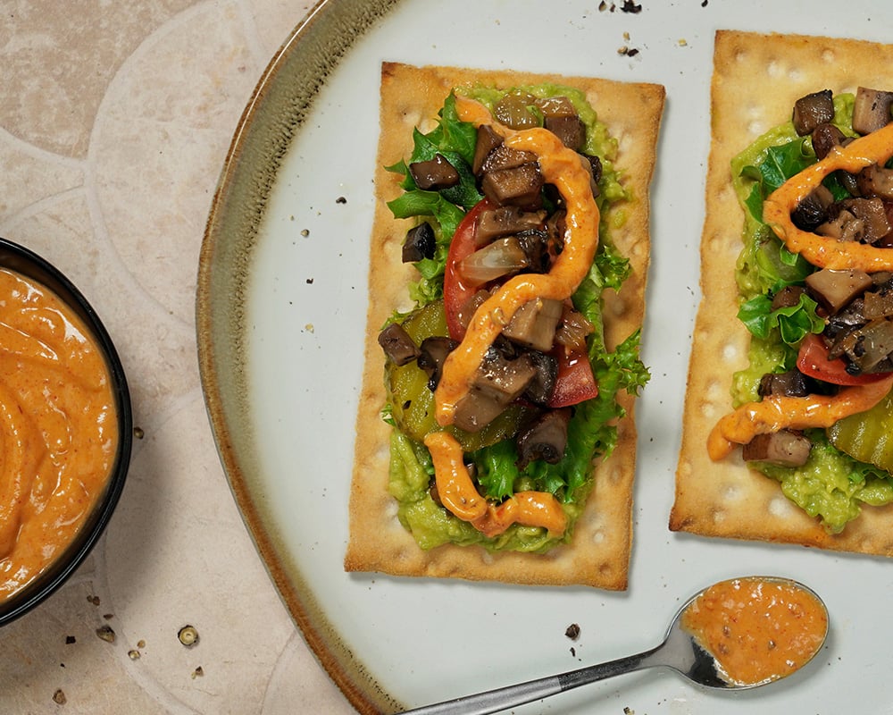 Mushroom Veggie Burger Recipe on Gluten Free Crackers | Wasa