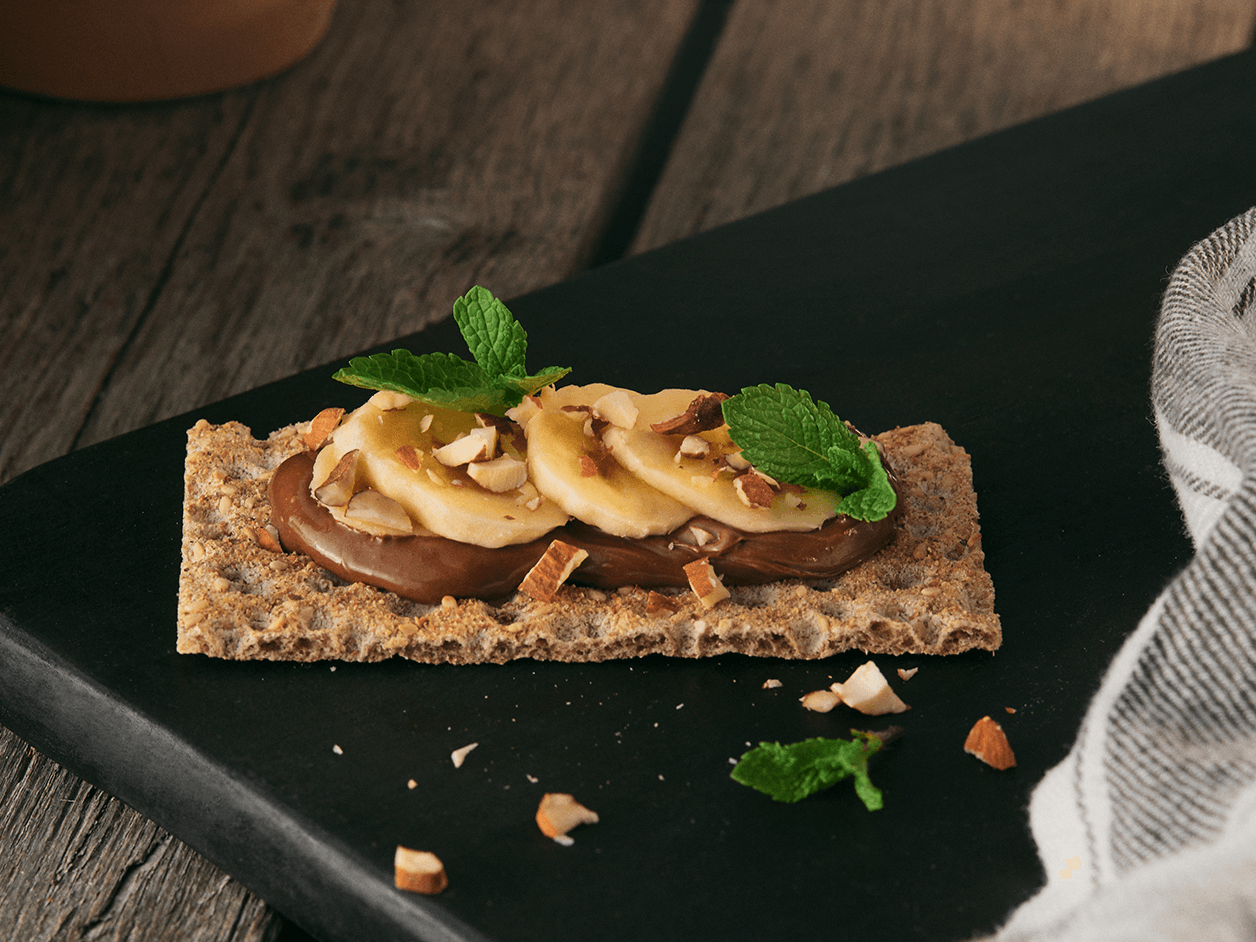 Hazelnut Banana Crunch Recipe | Wasa Crispbread Snack Whole Grain ...